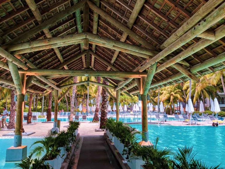 An Idyllic Retreat: Review of Ravenala Attitude Resort Mauritius ...