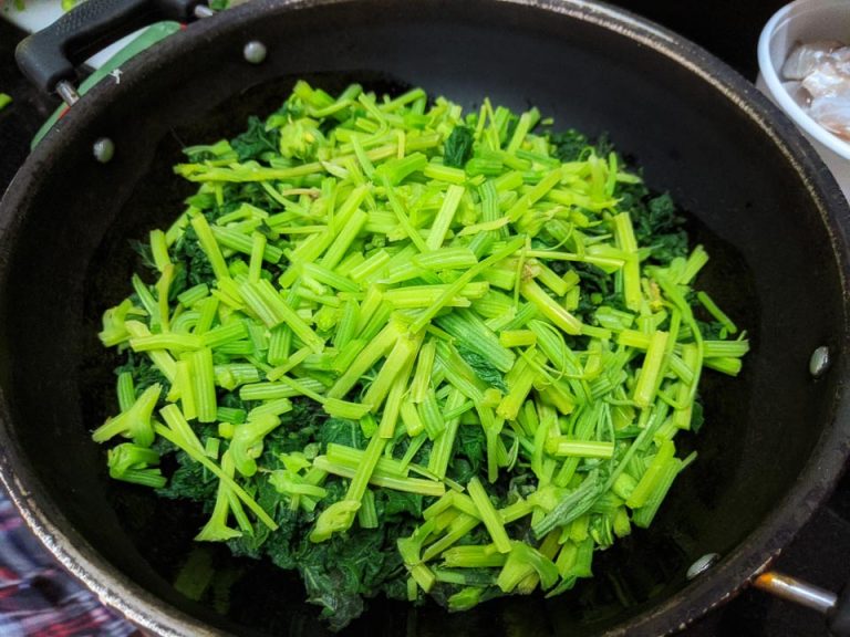 Posto Sorshe Lau Shak Bhape (Bottle Gourd Leaves Steamed with Poppy ...