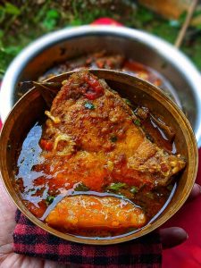 Not Your Regular Katla Macher Jhol (Bengali Style Katla Fish Curry ...