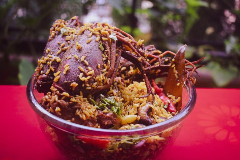 Bengali Prawn Pulao cooked with Golda Chingri: Step by Step Recipe ...